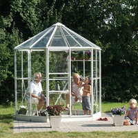 Hexagonal Greenhouses :: Elloughton Greenhouses